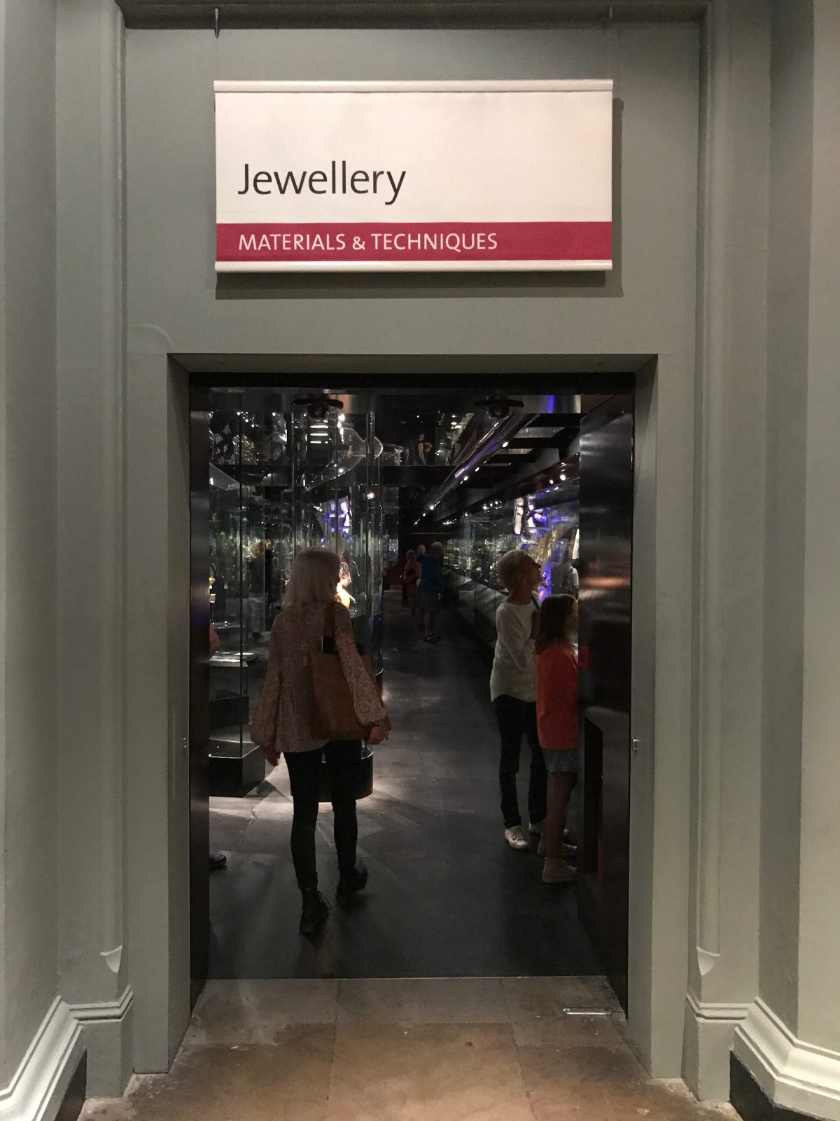 jewellery section at v & a museum – Jewelry Fashion Tips